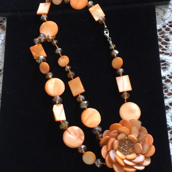 Jewelry | Antique Peach Beaded Shell Flower Necklace | Poshmark